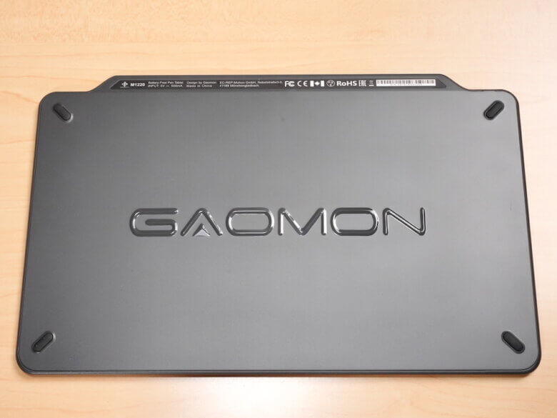 GAOMON「M1220」をレビュー。7千円台なのに筆圧レベル8192で付属品も豊富！初心者にオススメなペンタブレット